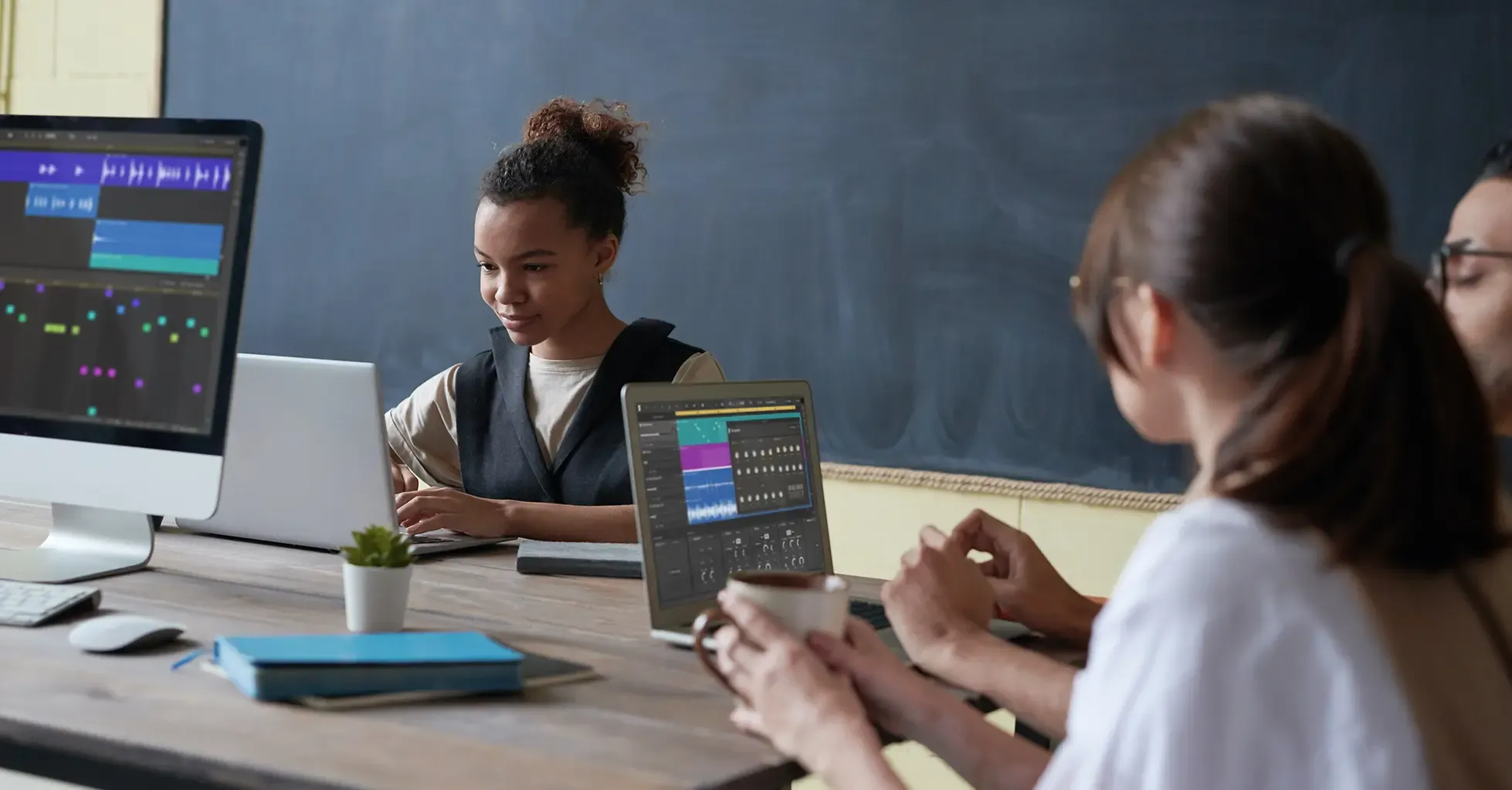 Integrating online music production in the classroom